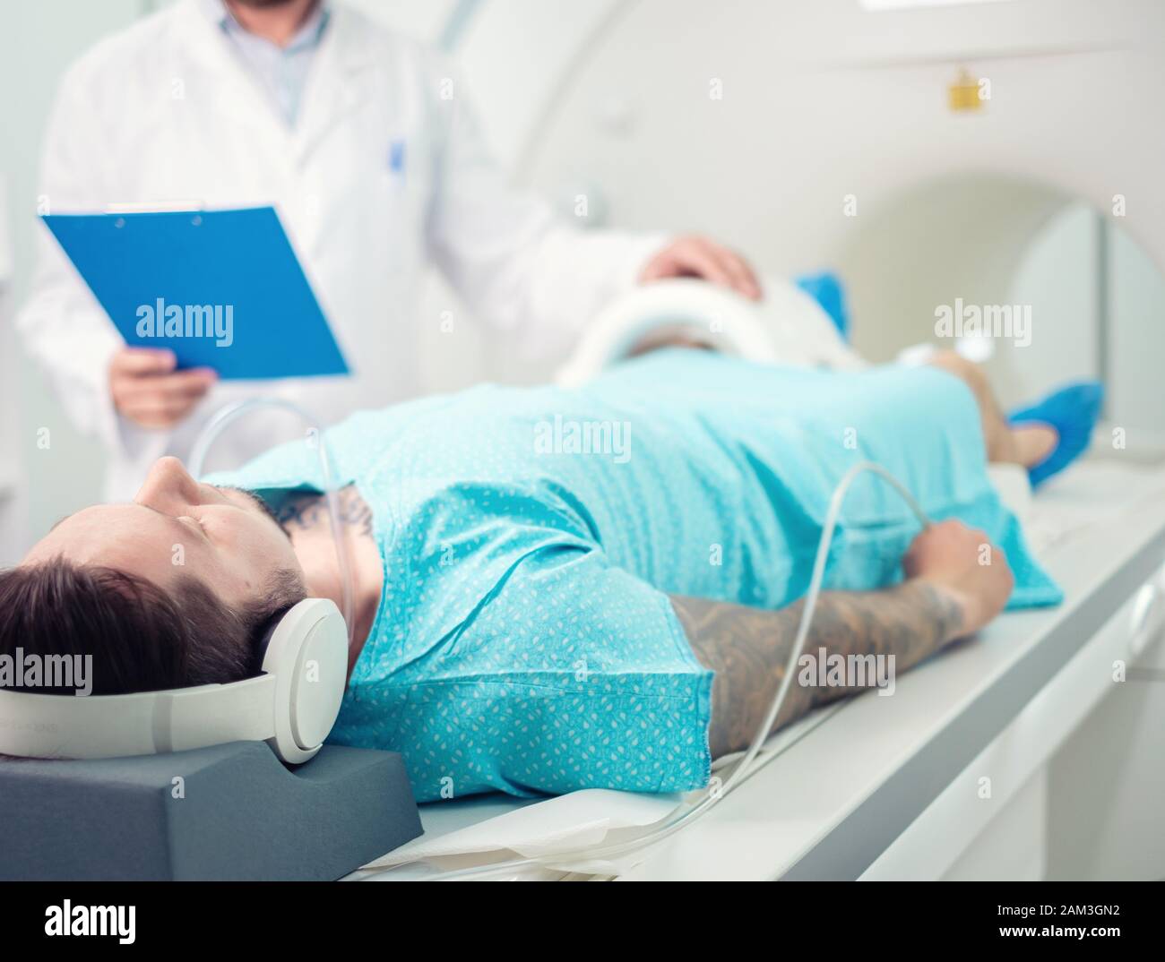 Patient visiting MRI procedure in a hospital Stock Photo - Alamy