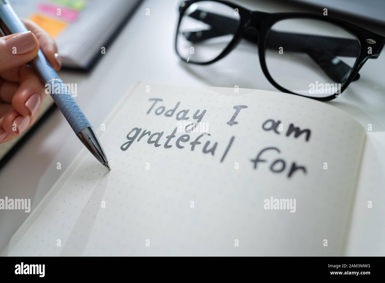 Smart i hi-res stock photography and images - Alamy