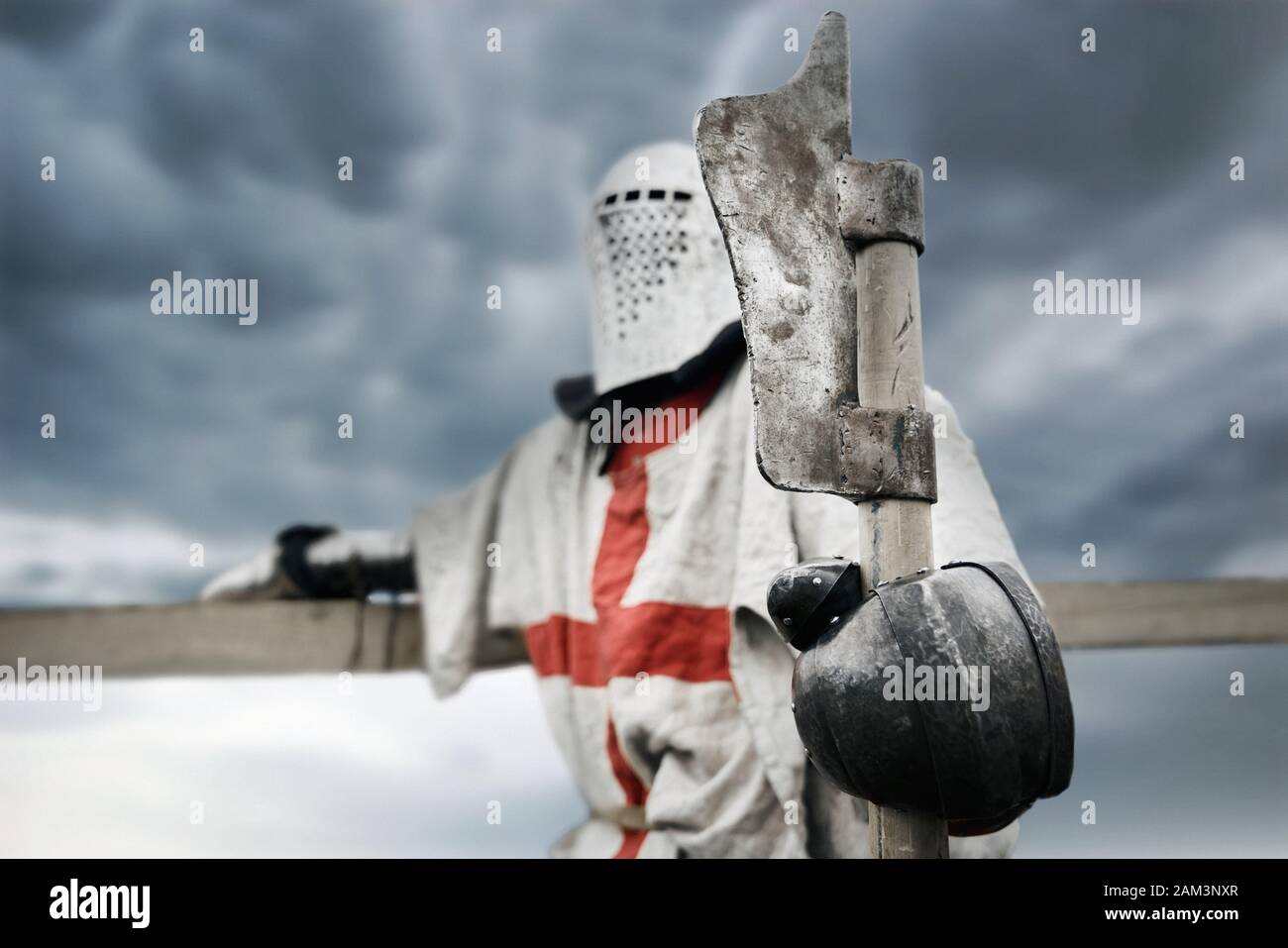 Medieval crusader knight helmet hi-res stock photography and images - Alamy