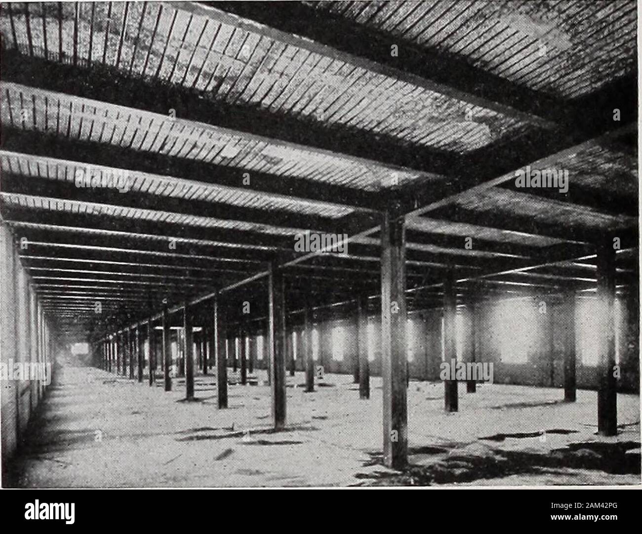 Metal lath for stucco hi-res stock photography and images - Alamy