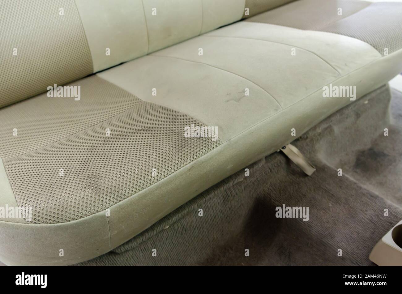 Dirty interior hi-res stock photography and images - Alamy