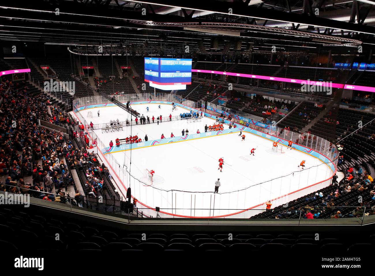 Youth olympic games ice hockey hi-res stock photography and images - Alamy