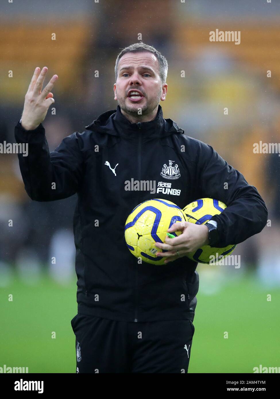 Newcastle United assistant manager Steve Clements during the Premier ...