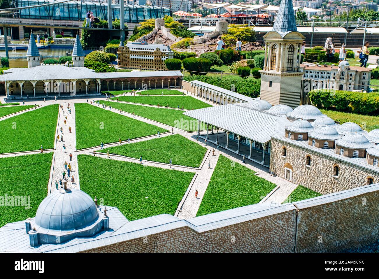 Istanbul topkapi palace miniature hi-res stock photography and images ...