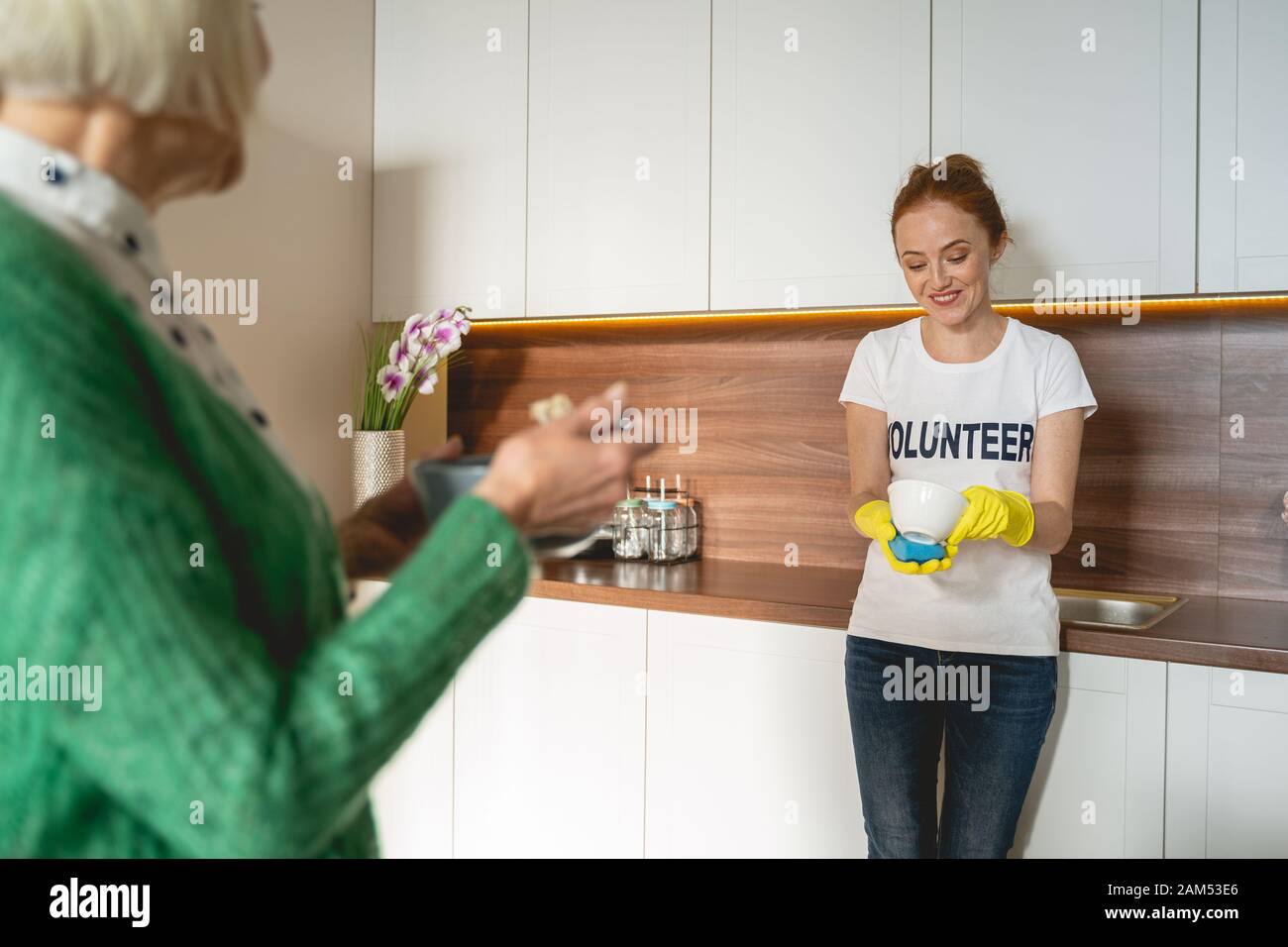 Helping around the house hi-res stock photography and images - Alamy