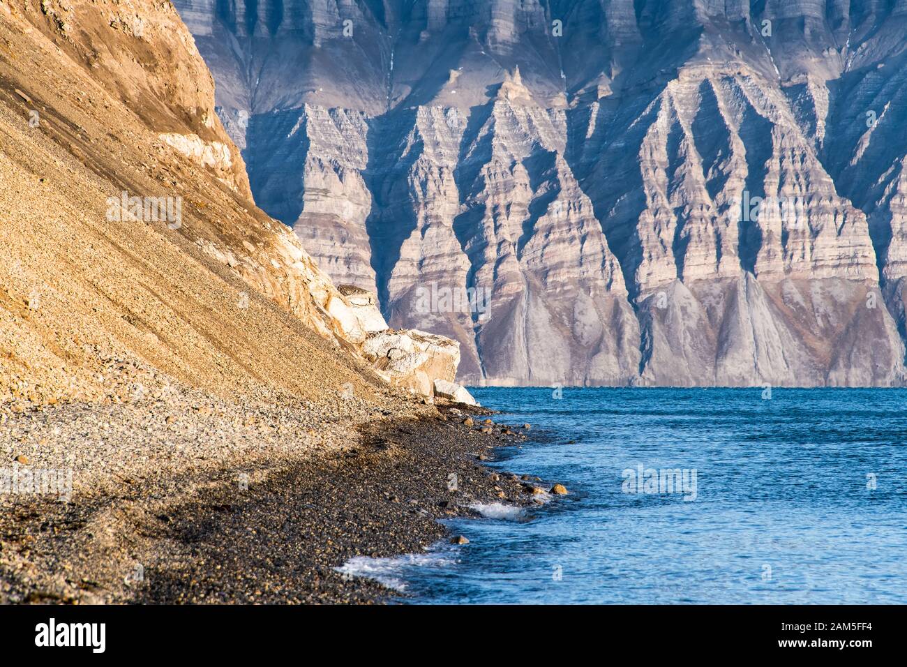 Arctic geology hi-res stock photography and images - Alamy