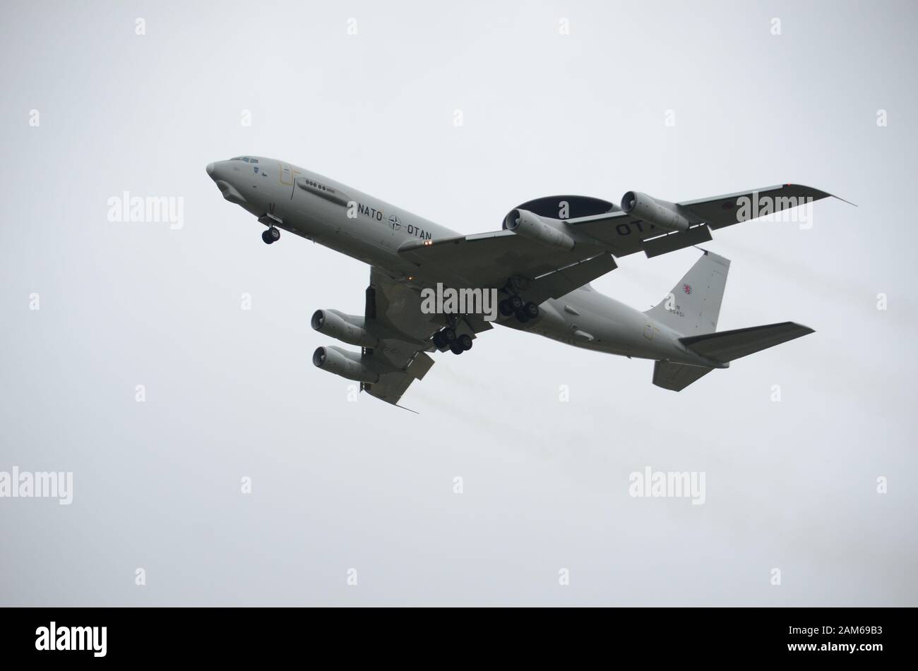 Airborne radar picket system hi-res stock photography and images - Alamy