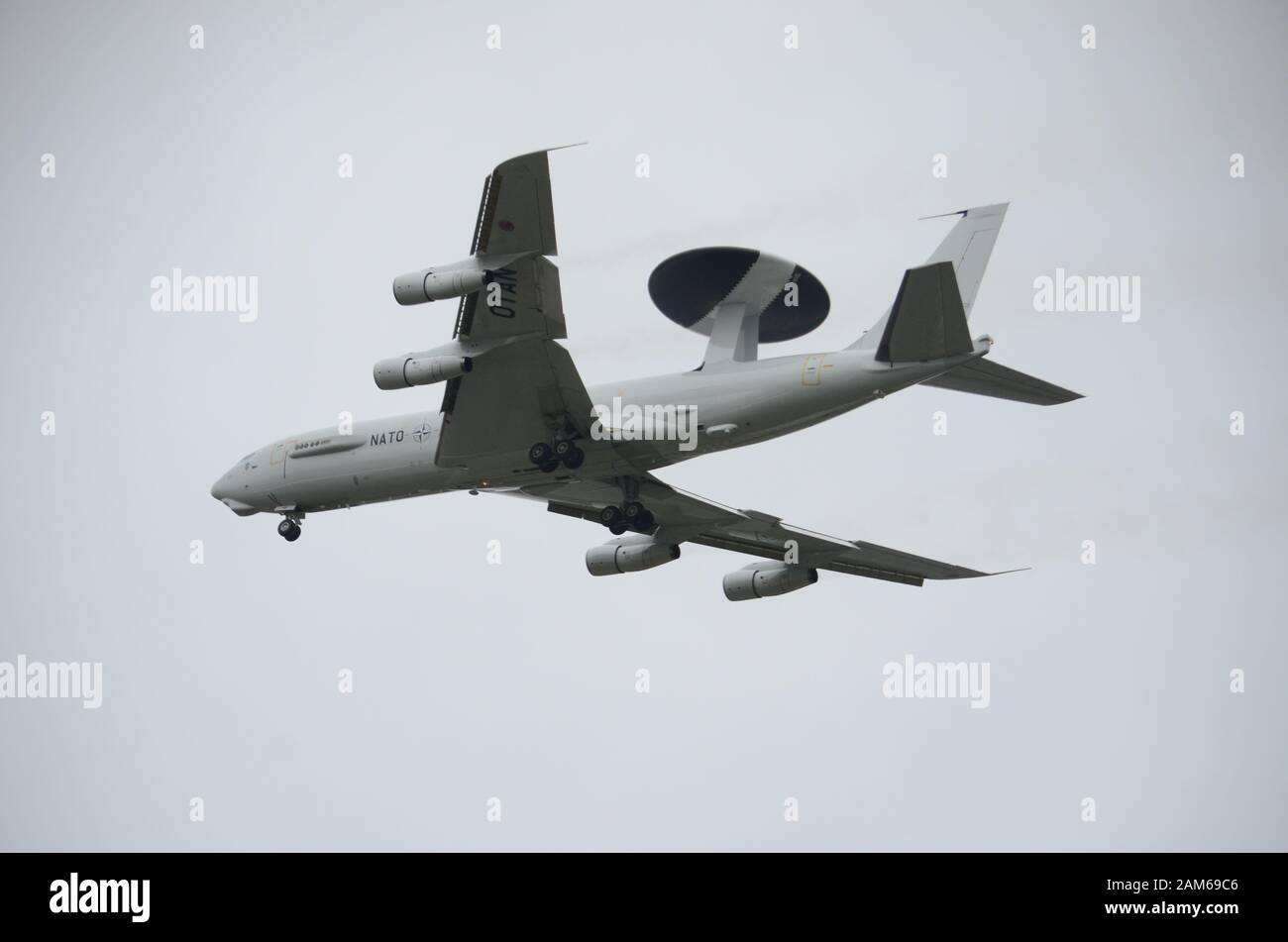 American airborne early warning and control hi-res stock photography ...