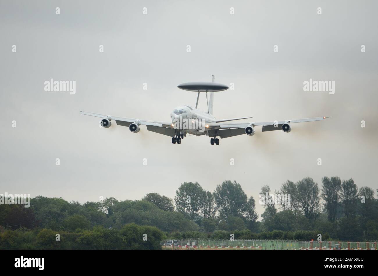 Radar picket system hi-res stock photography and images - Alamy
