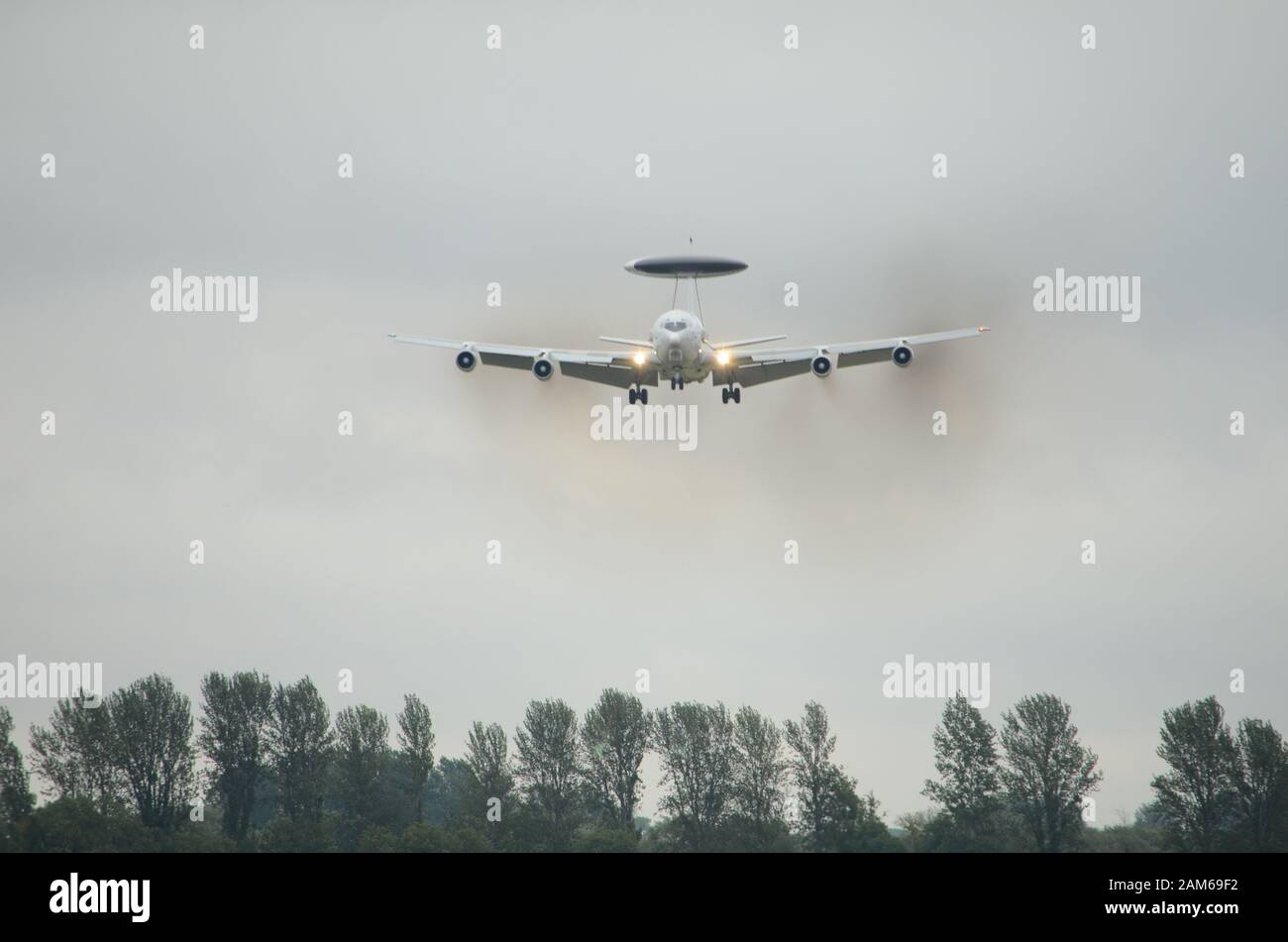 Airborne radar picket system hi-res stock photography and images - Alamy