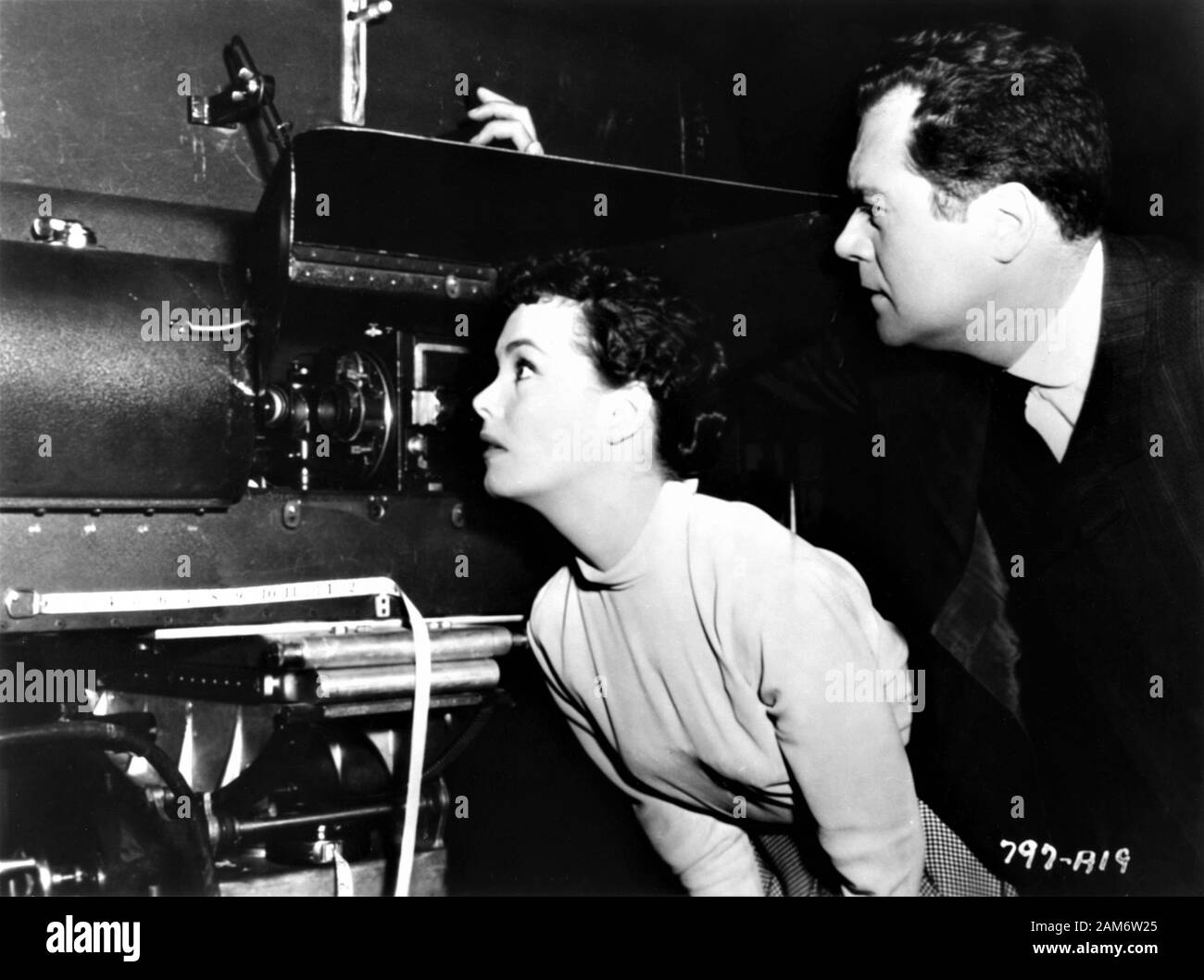 PHYLLIS KIRK and FRANK LOVEJOY inspect 3D Movie Camera on set candid ...