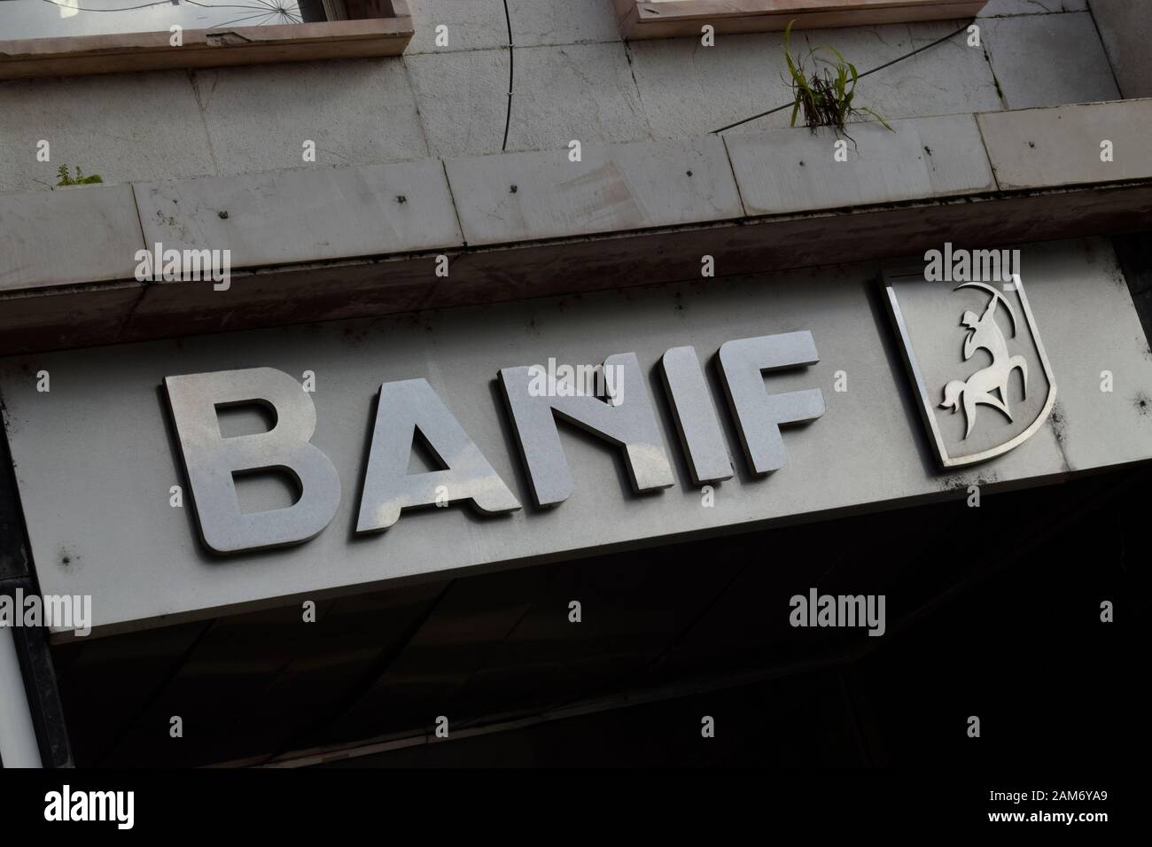 Portuguese banking hi-res stock photography and images - Alamy