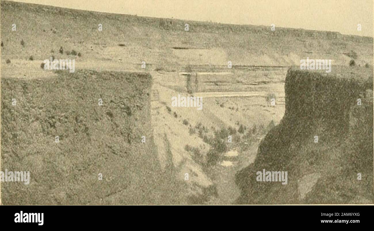 Crustal movement hi-res stock photography and images - Alamy