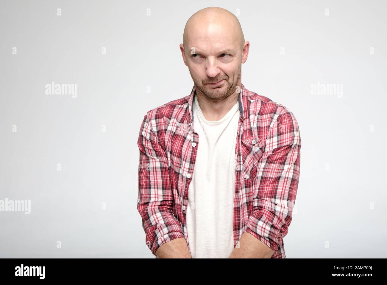 Facial expression of shame hi-res stock photography and images - Alamy