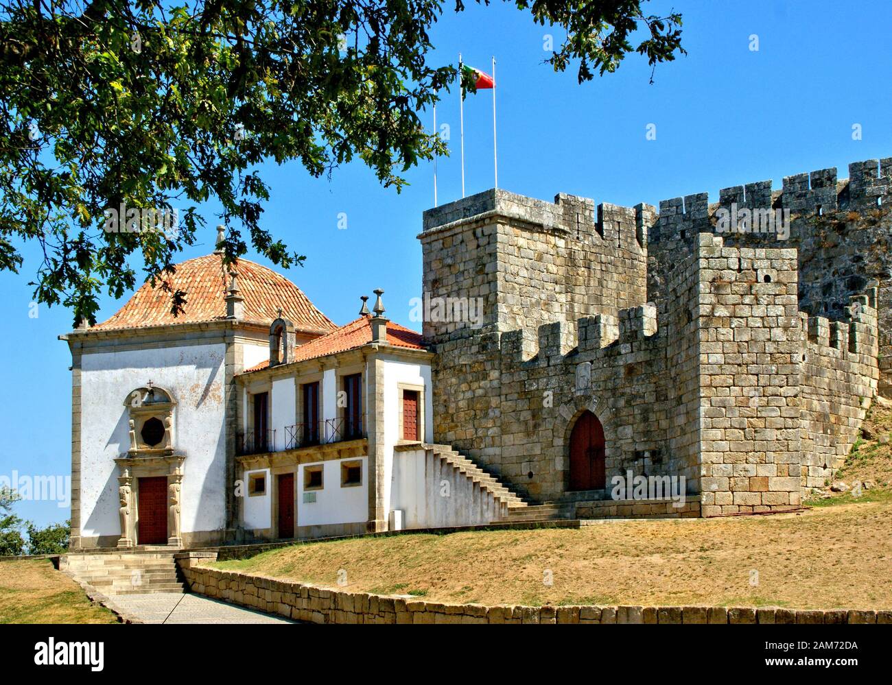 Castelo medieval santa maria da feira hi-res stock photography and ...