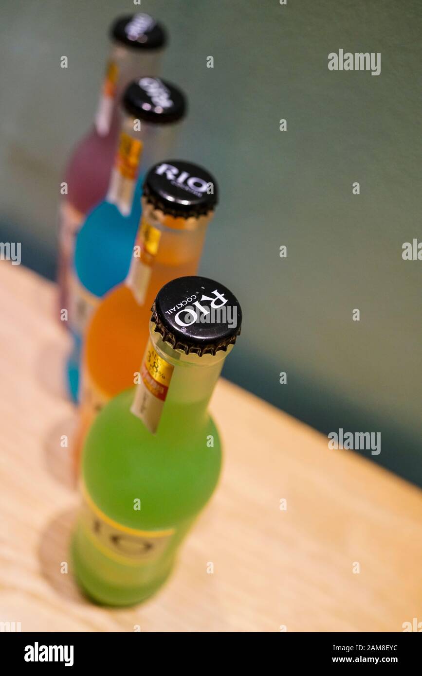 Alcopop hi-res stock photography and images - Alamy