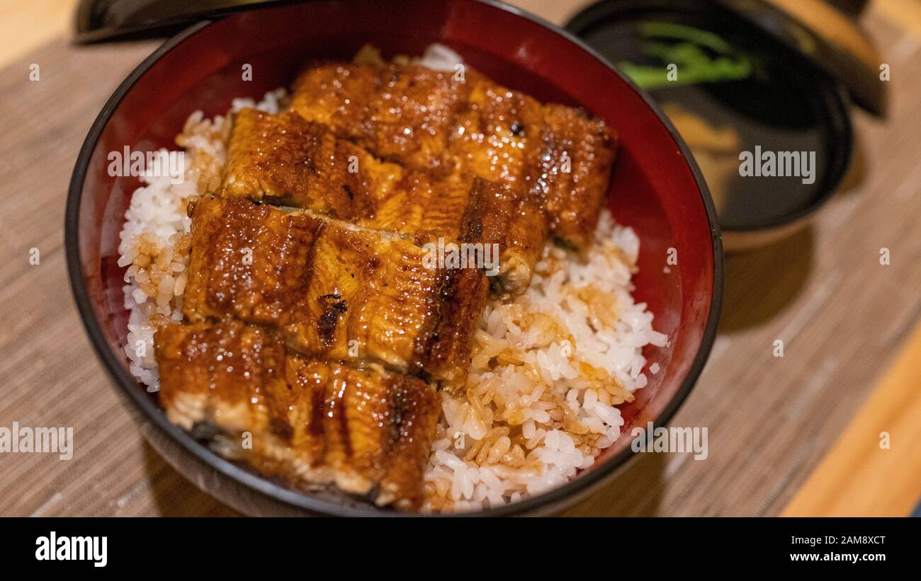 Eel style hi-res stock photography and images - Alamy