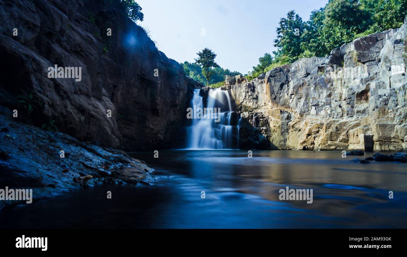 Zarwani waterfall hi-res stock photography and images - Alamy