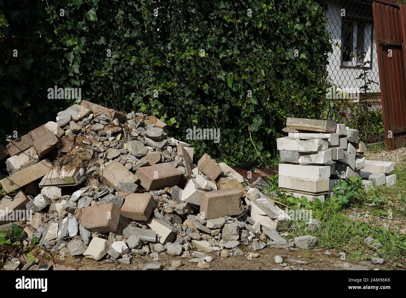 Pile of concrete bricks hi-res stock photography and images - Alamy