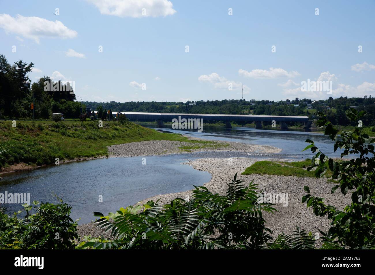 Hartland Covered Bridge in New Brunswick Canada, the longest covered ...