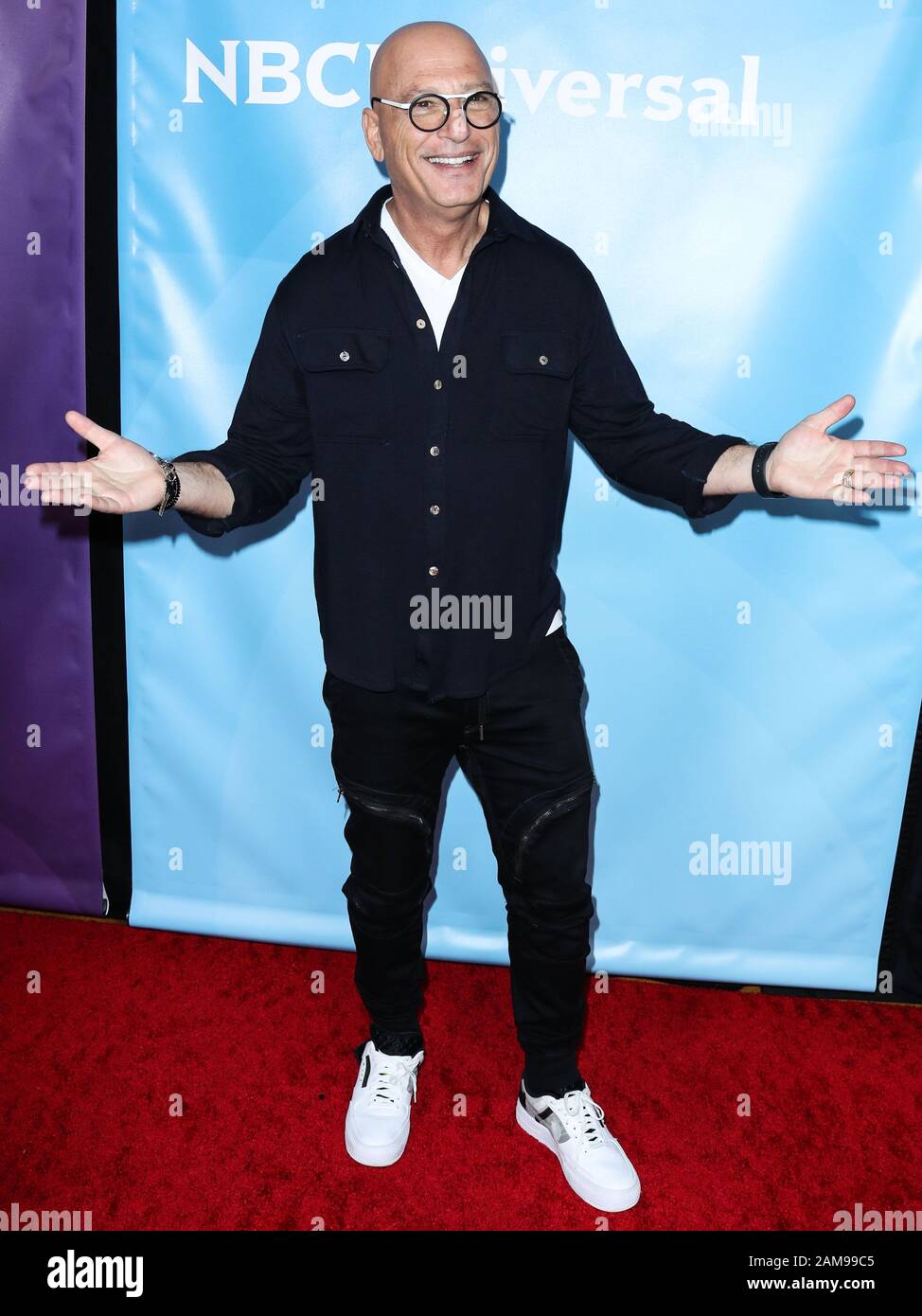 PASADENA, LOS ANGELES, CALIFORNIA, USA - JANUARY 11: Howie Mandel ...