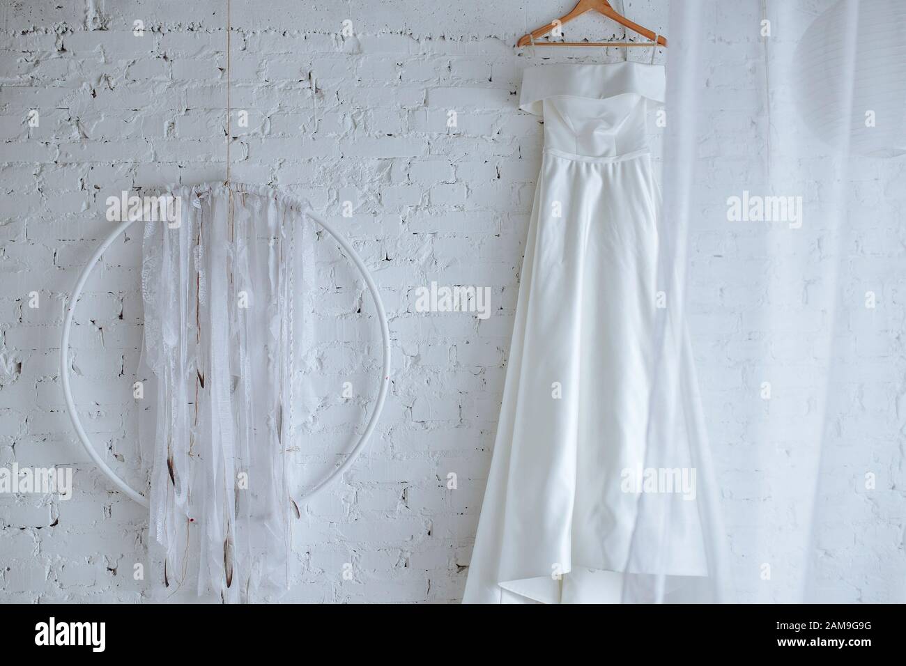 Wedding preparations, morning of the bride Stock Photo - Alamy
