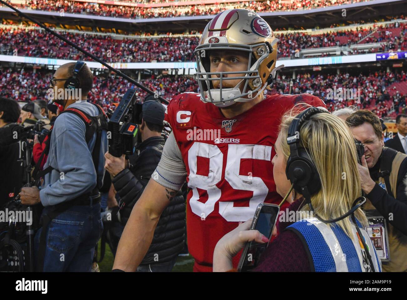 George kittle hi-res stock photography and images - Alamy