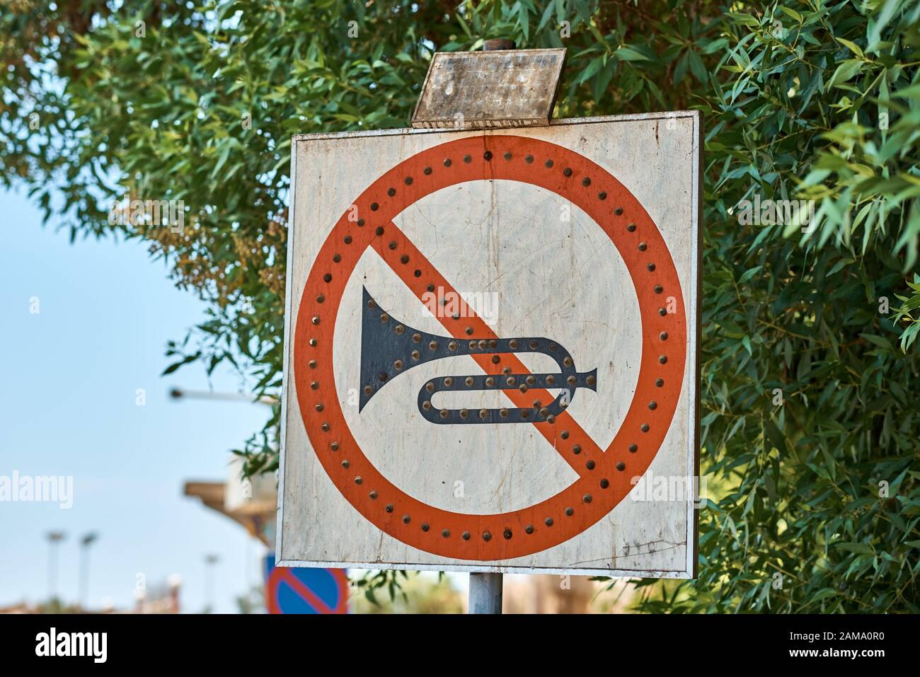 Noise prohibited hi-res stock photography and images - Alamy