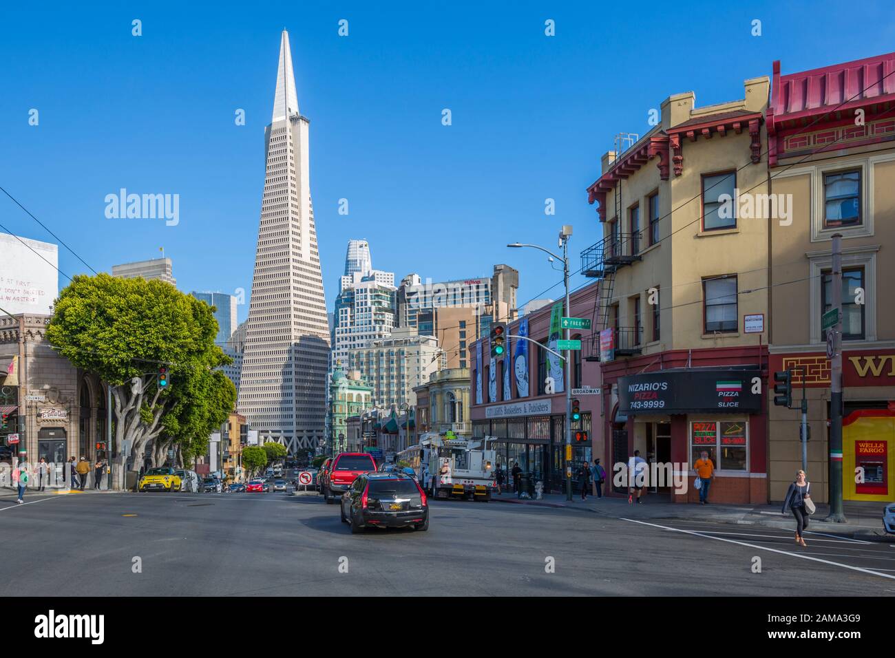 Sf pyramid hi-res stock photography and images - Alamy