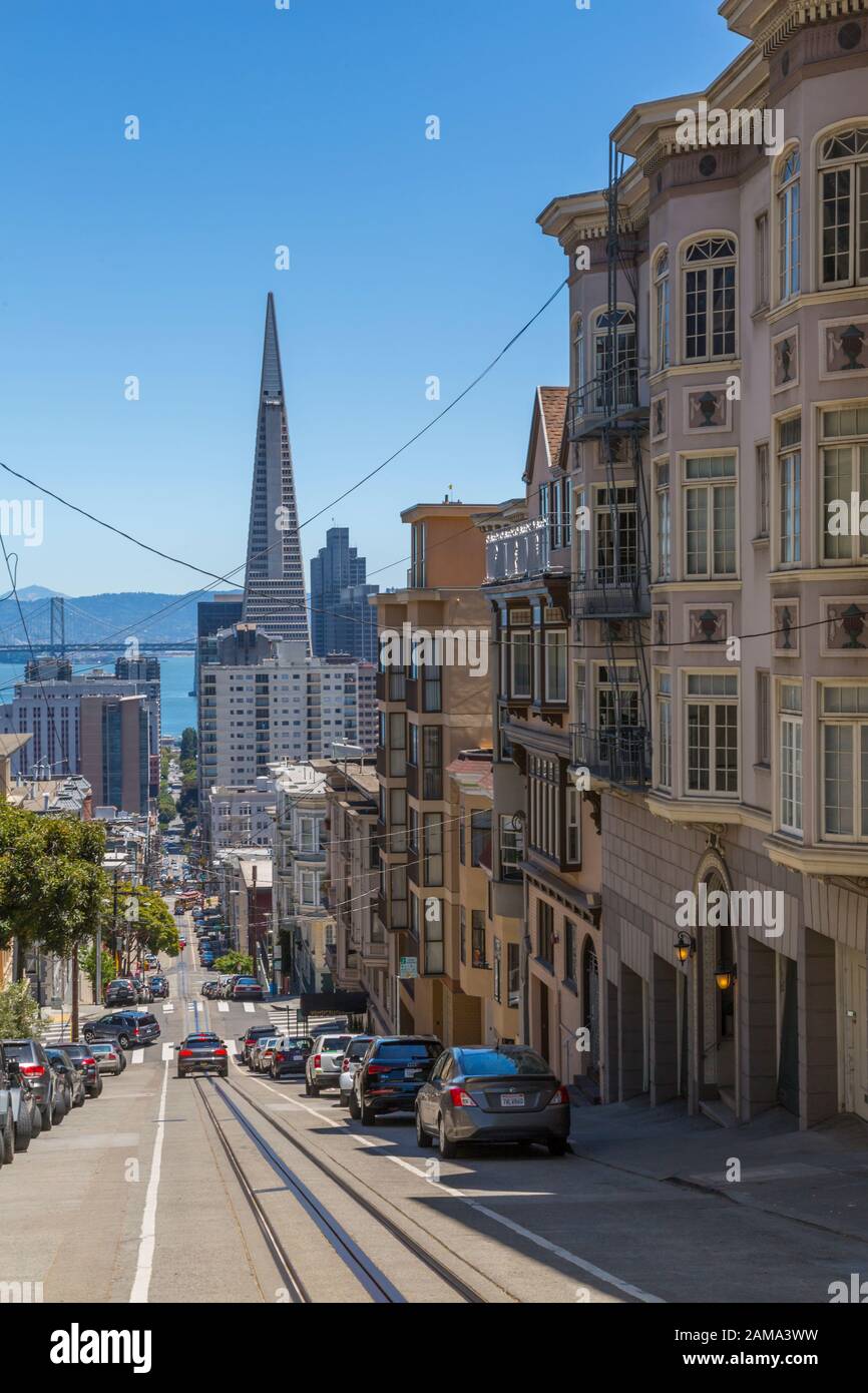 Sf pyramid hi-res stock photography and images - Alamy