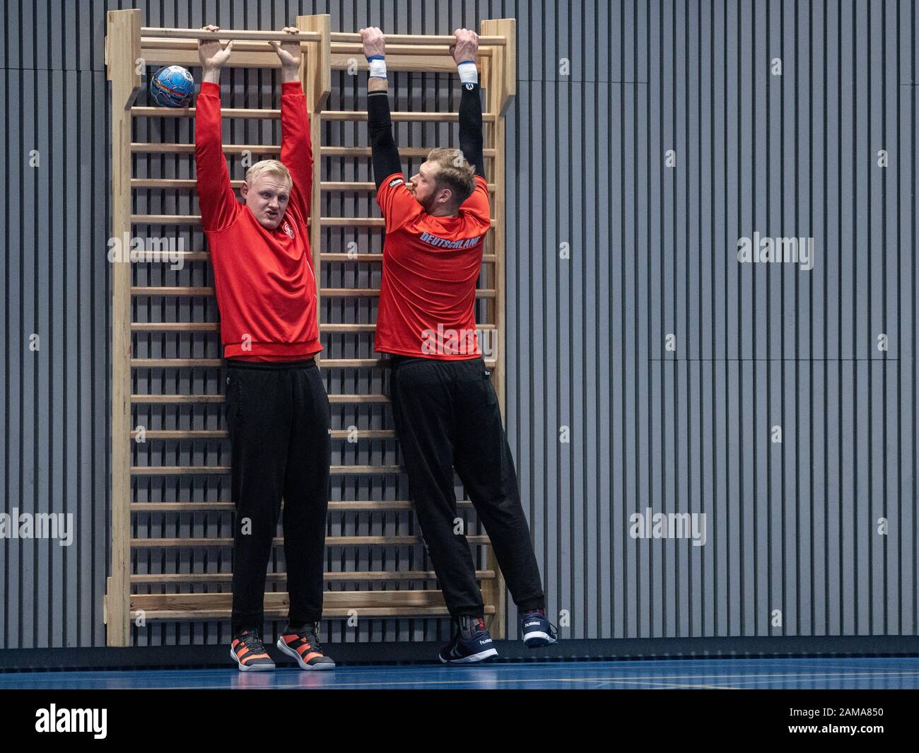 Handball goalkeeper johannes bitter hi-res stock photography and images ...