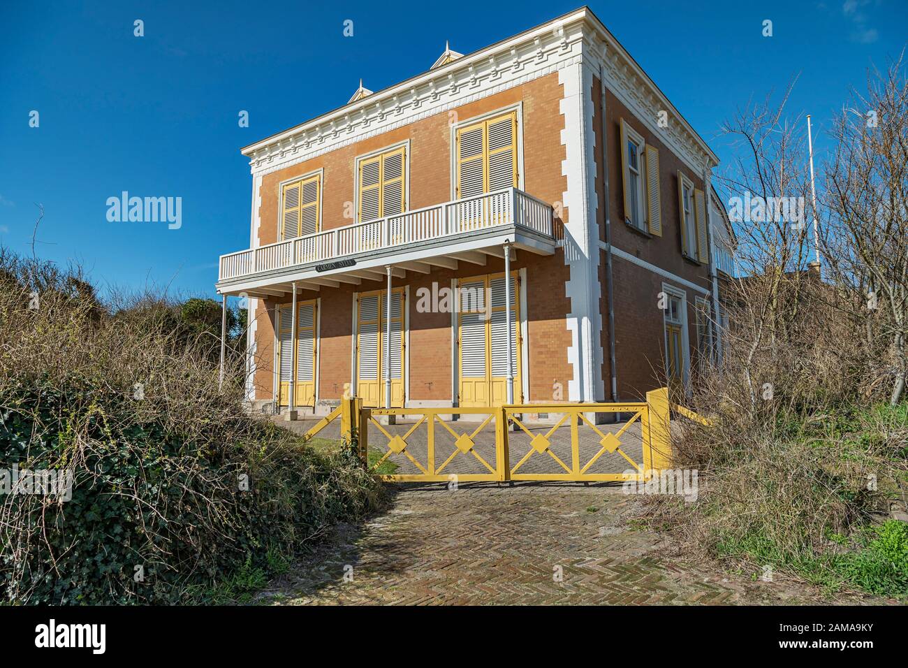 Elizabeth of romania hi-res stock photography and images - Alamy