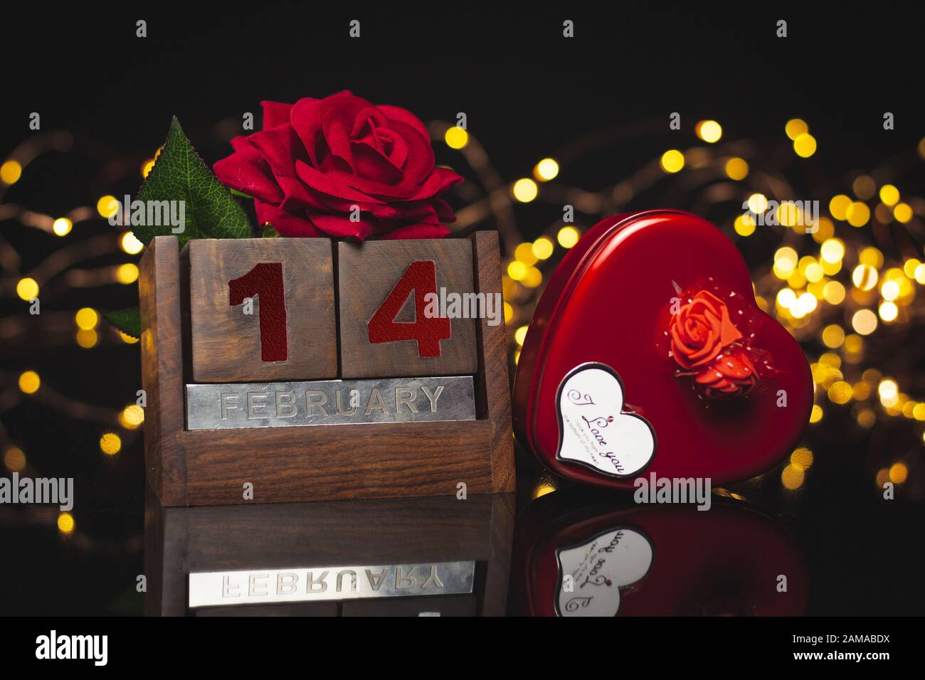 Valentine's Day background. Gift box, Red rose, 14th February calendar ...