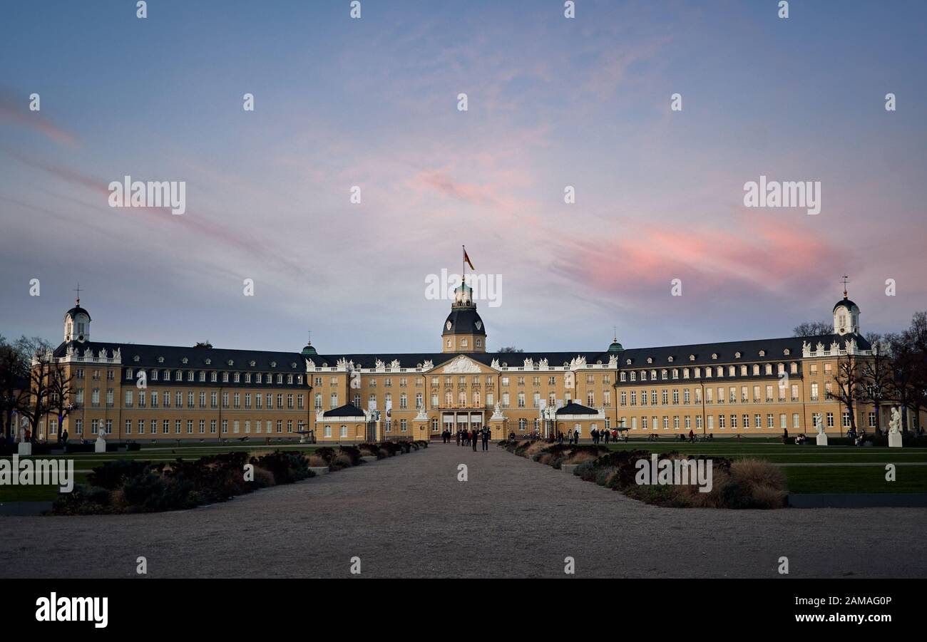 Early baroque architecture hi-res stock photography and images - Alamy