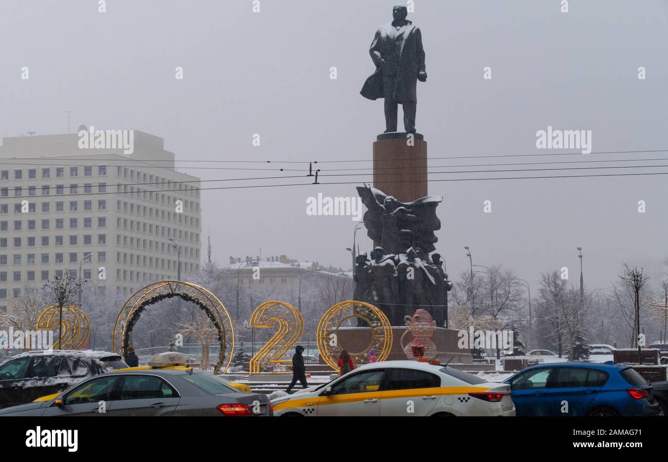 Moscow leninsky prospekt hi-res stock photography and images - Alamy