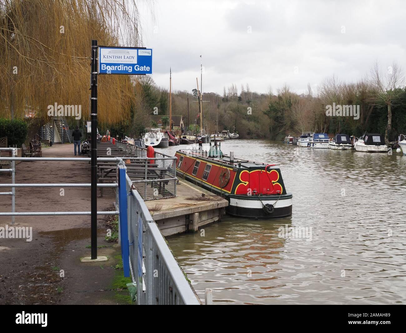 Allington lock hi-res stock photography and images - Alamy