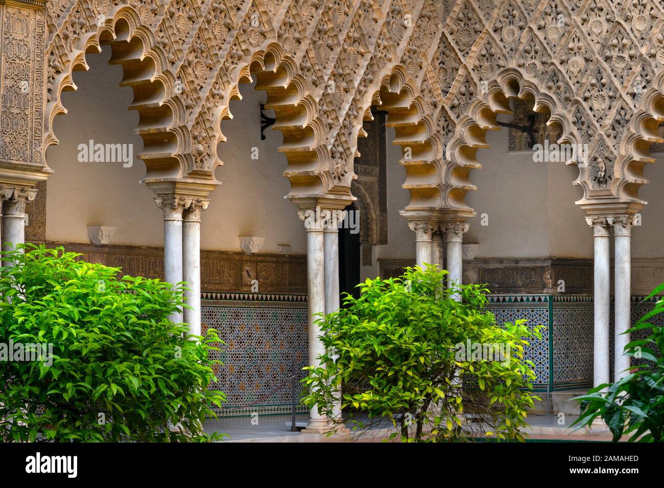 Alcazar seville palace moorish hi-res stock photography and images - Alamy