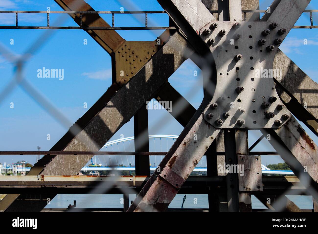 Suspension joints hi-res stock photography and images - Alamy