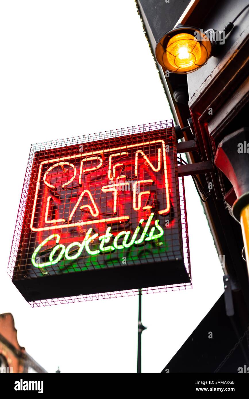 street brick red building in manchester UK city urban Stock Photo - Alamy