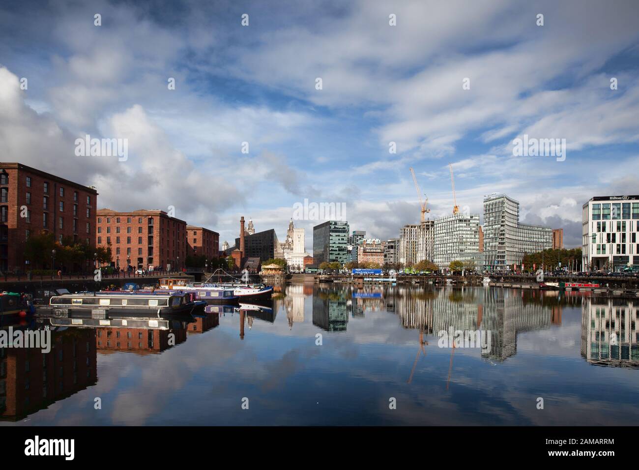 Liverpool, UK - 19 October 2019: Salthouse Dock and waterfront with ...