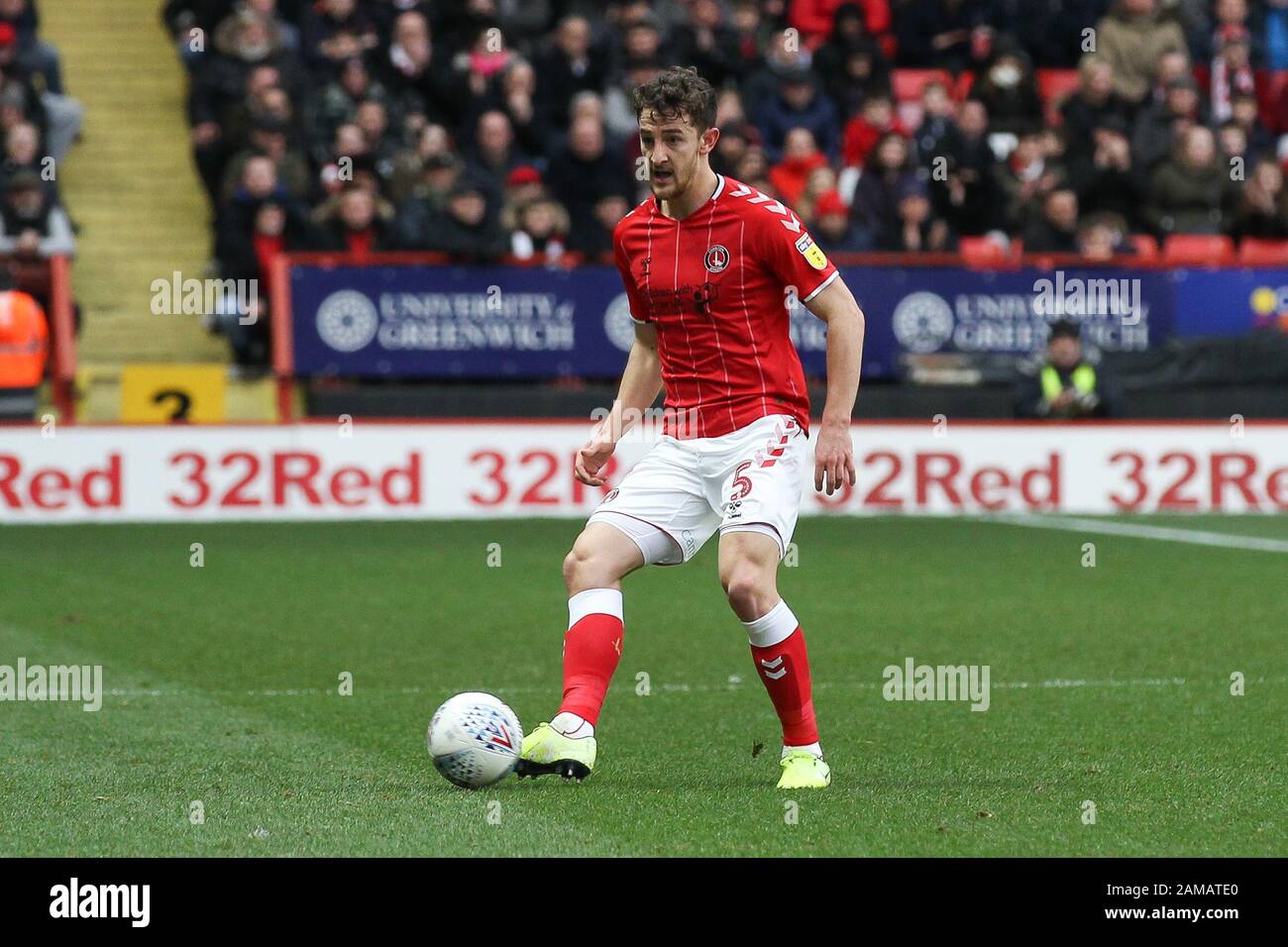 Tom Lockyer High Resolution Stock Photography and Images - Alamy