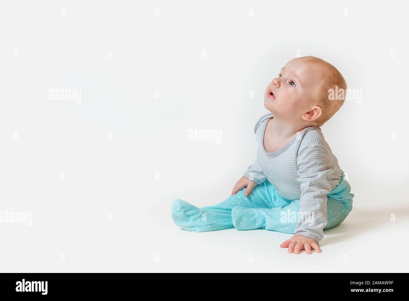 Kid face white background left hi-res stock photography and images - Alamy