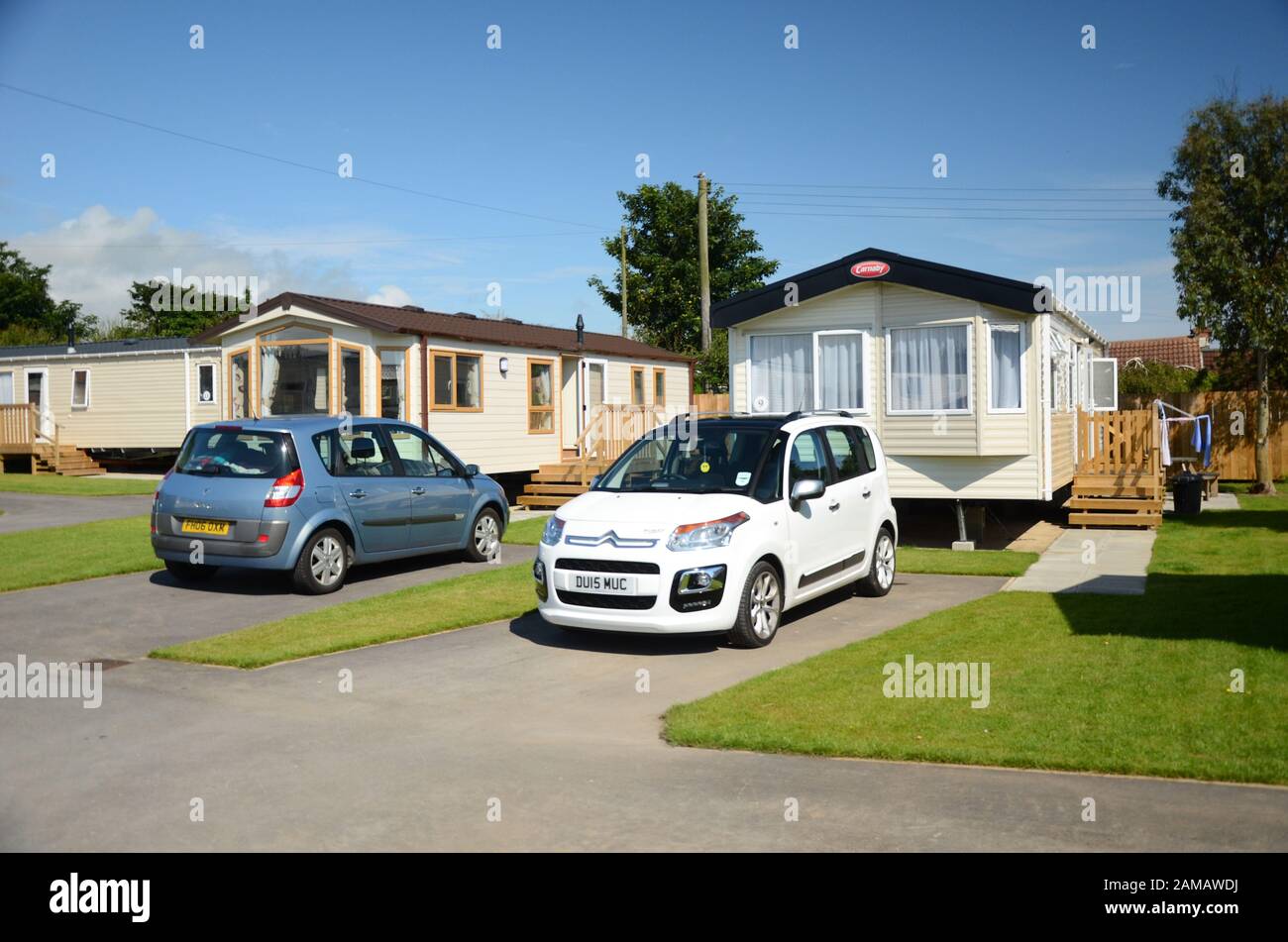 Static caravan plots hi-res stock photography and images - Alamy
