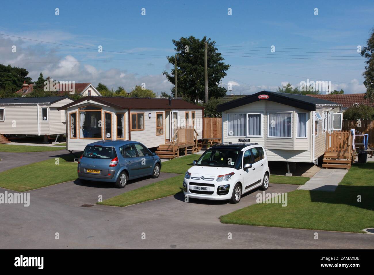 Static caravan plots hi-res stock photography and images - Alamy