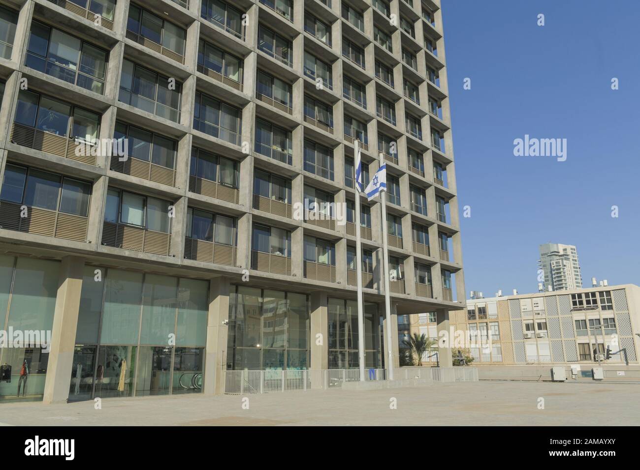 Städtisches Rathaus, Izhak Rabin Square, Tel Aviv, Israel Stock Photo ...