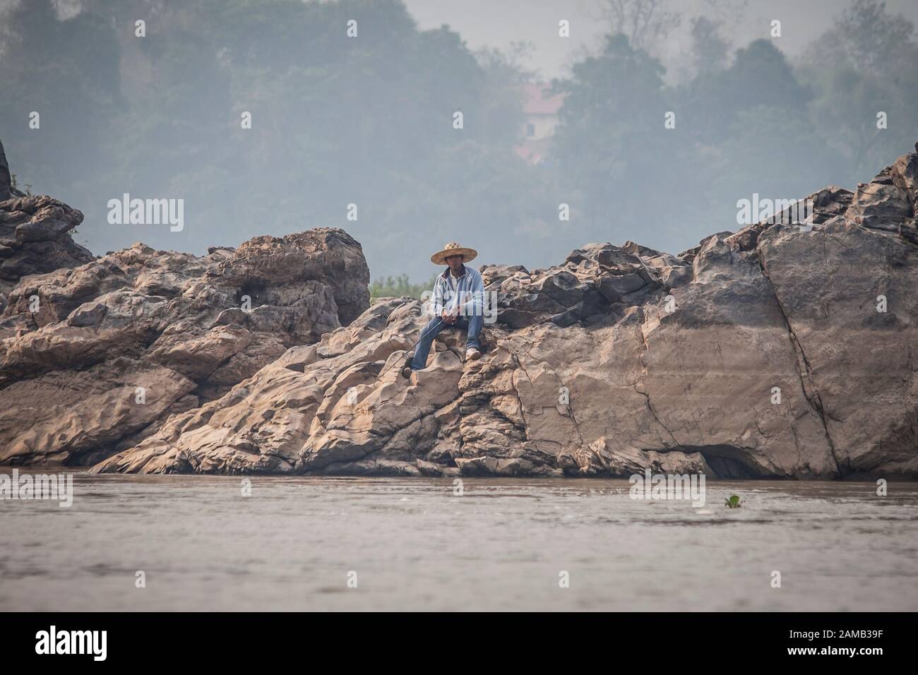 Lao fishing industry hi-res stock photography and images - Alamy
