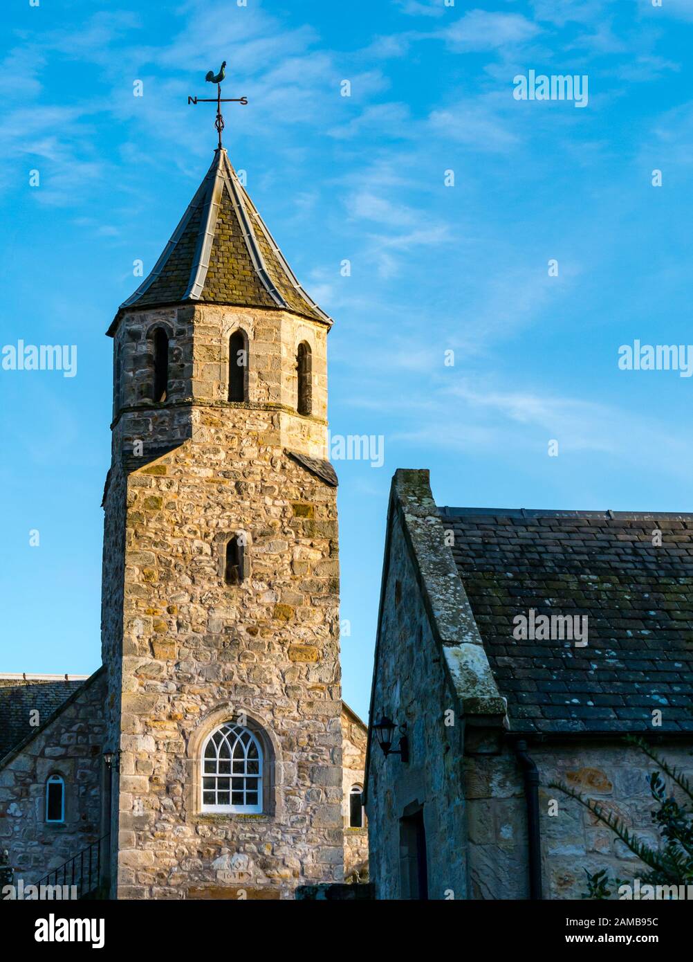 Pencaitland Parish Church (Church of Scotland); 17th century church ...