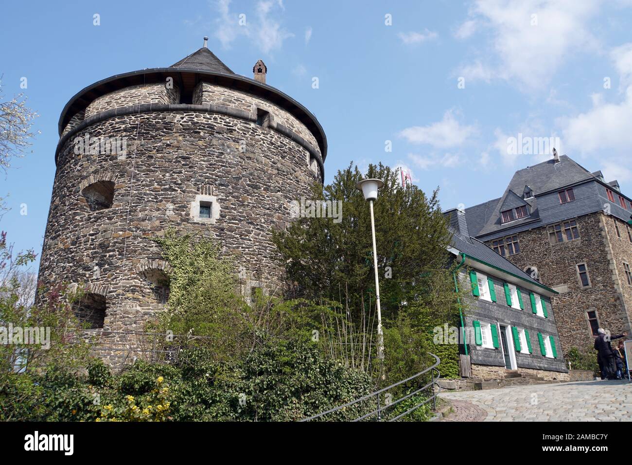Schloss Burg, Solingen, Nordrhein-Westfalen, Deutschland Stock Photo ...