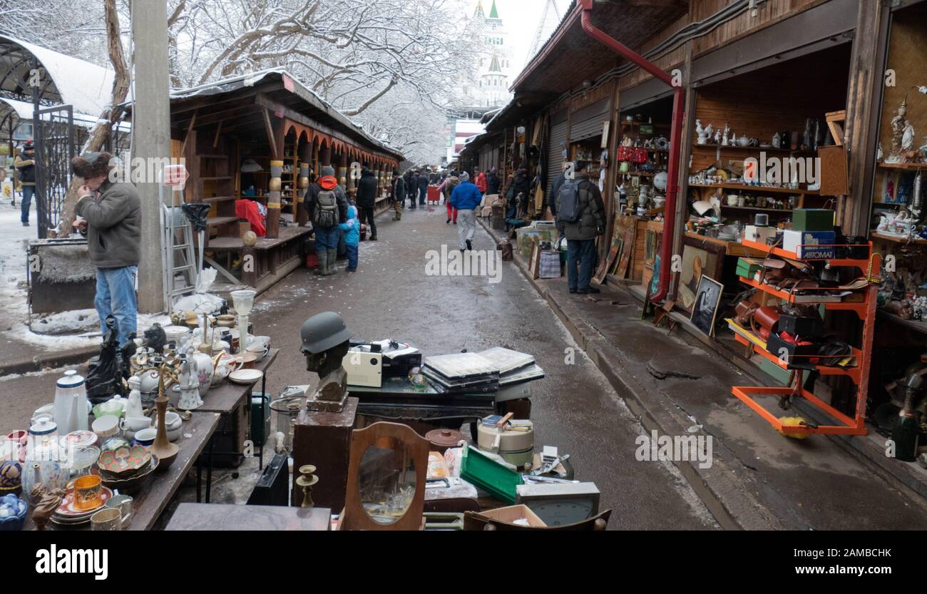 Moscow in winter hi-res stock photography and images - Alamy
