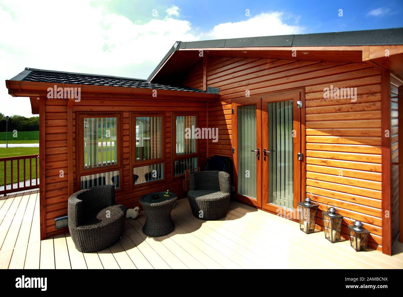 Self contained housing unit hi-res stock photography and images - Alamy